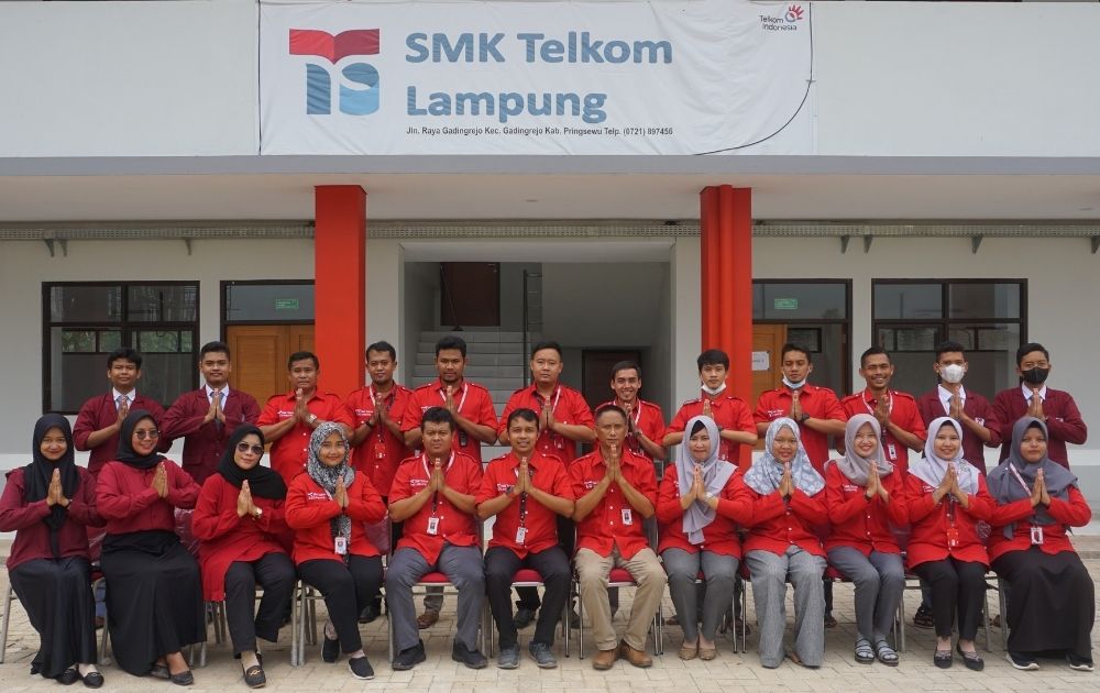 Kerjasama Kelas Industri SMK Telkom Lampung dengan Gamelab Indonesia | Berita | Gamelab Indonesia